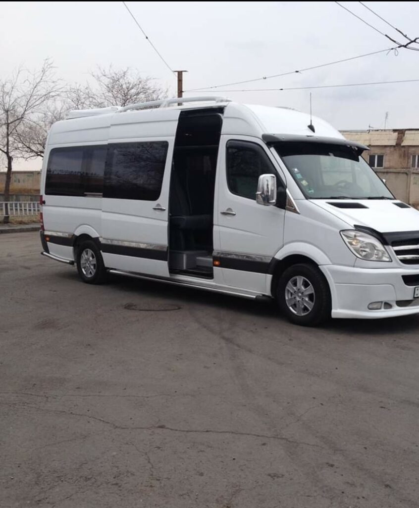 19-seater minibuse rental » transport in the country / abroad